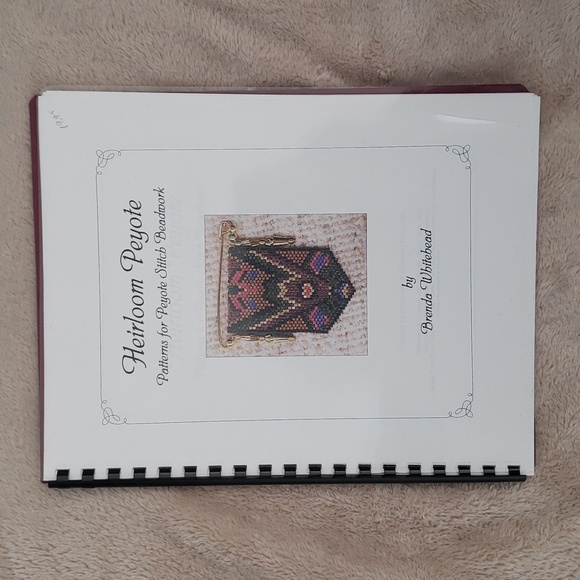 Brenda Whitehead | Office | Heirloom Peyote Patterns For Peyote Stitch ...
